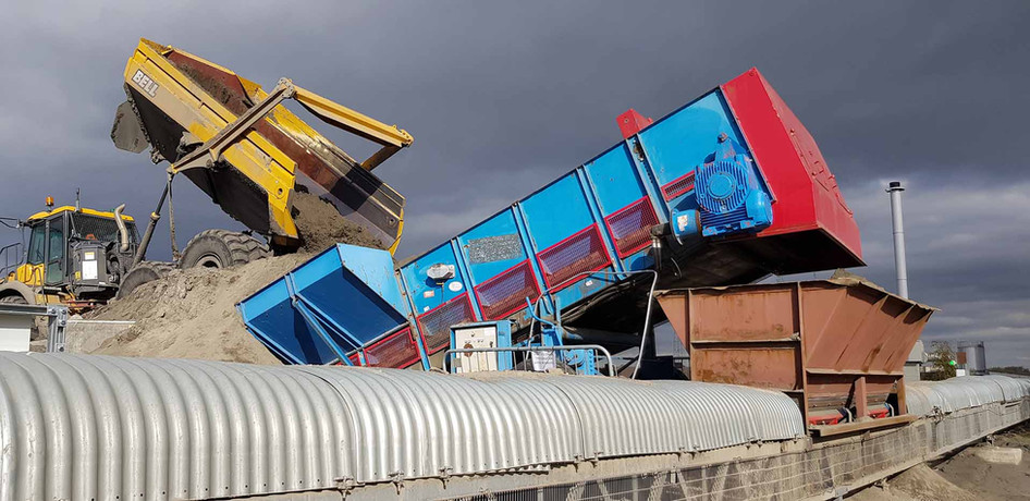 Samson Materials Handler Dump Truck