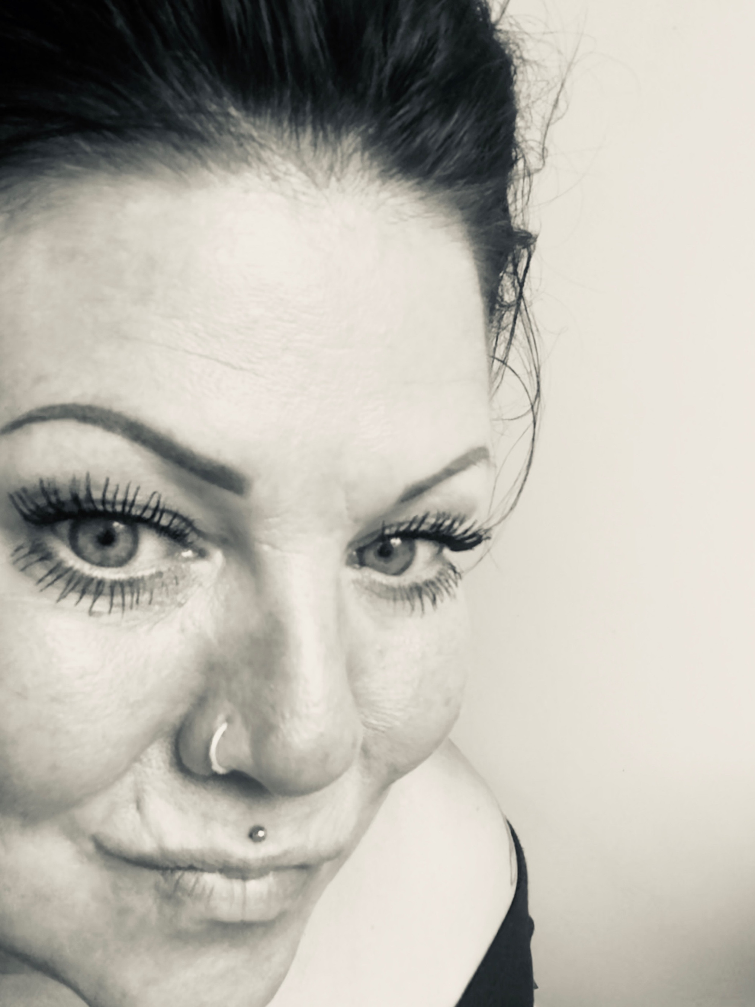 Amy Oliver | Fragility of Self | The House of Smalls