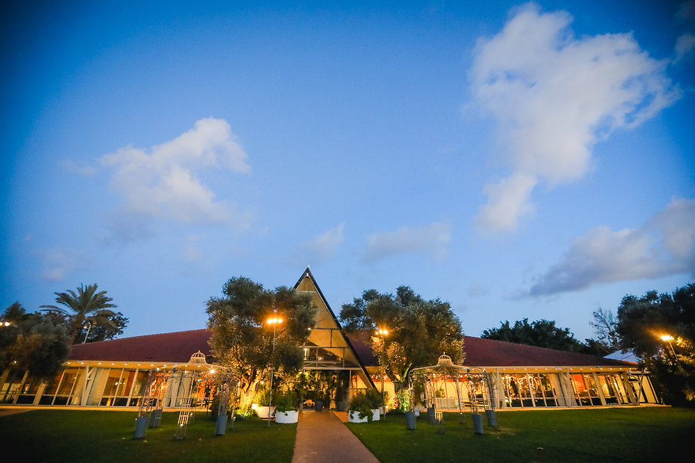 Nadin & David winter wedding at Ronit Farm