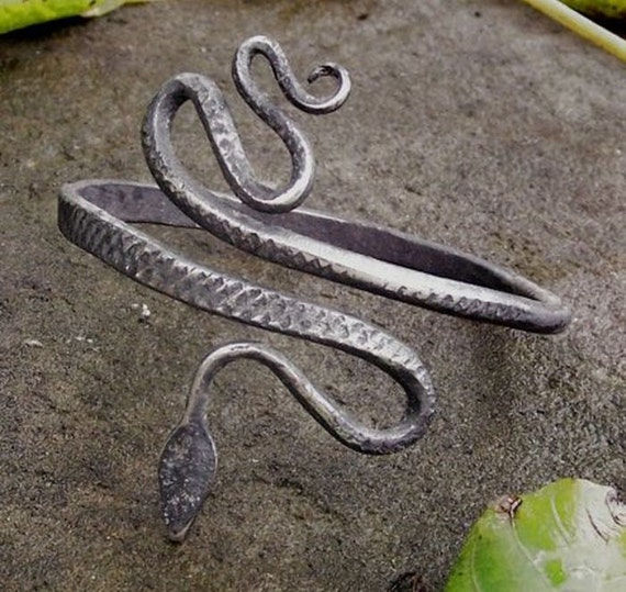 Snake Arm Band: A Blacksmith Taster Event | Hardy & Fuller