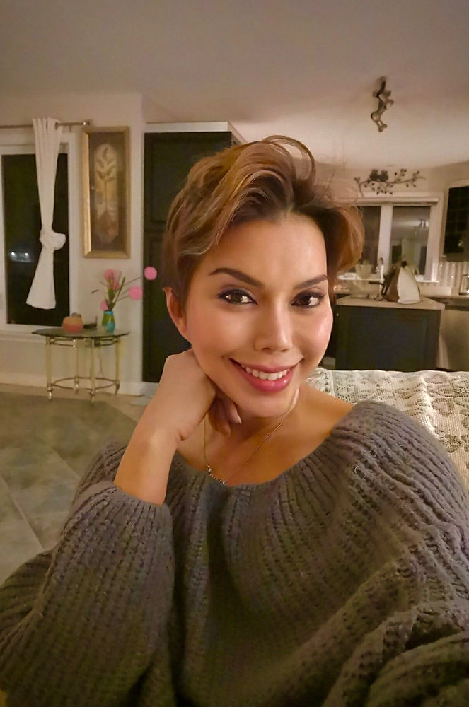 HAPPY NEW YEAR WITH NEW VIDEO, SOME LYLA'S REVIEWS AND SELFIES