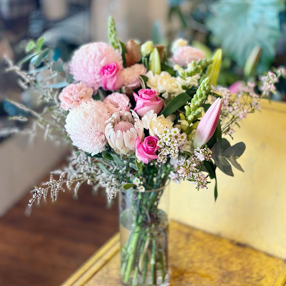 Home | Florist On Hampton