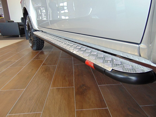 MCC - 030-09 Side Steps | Altitude Off Road