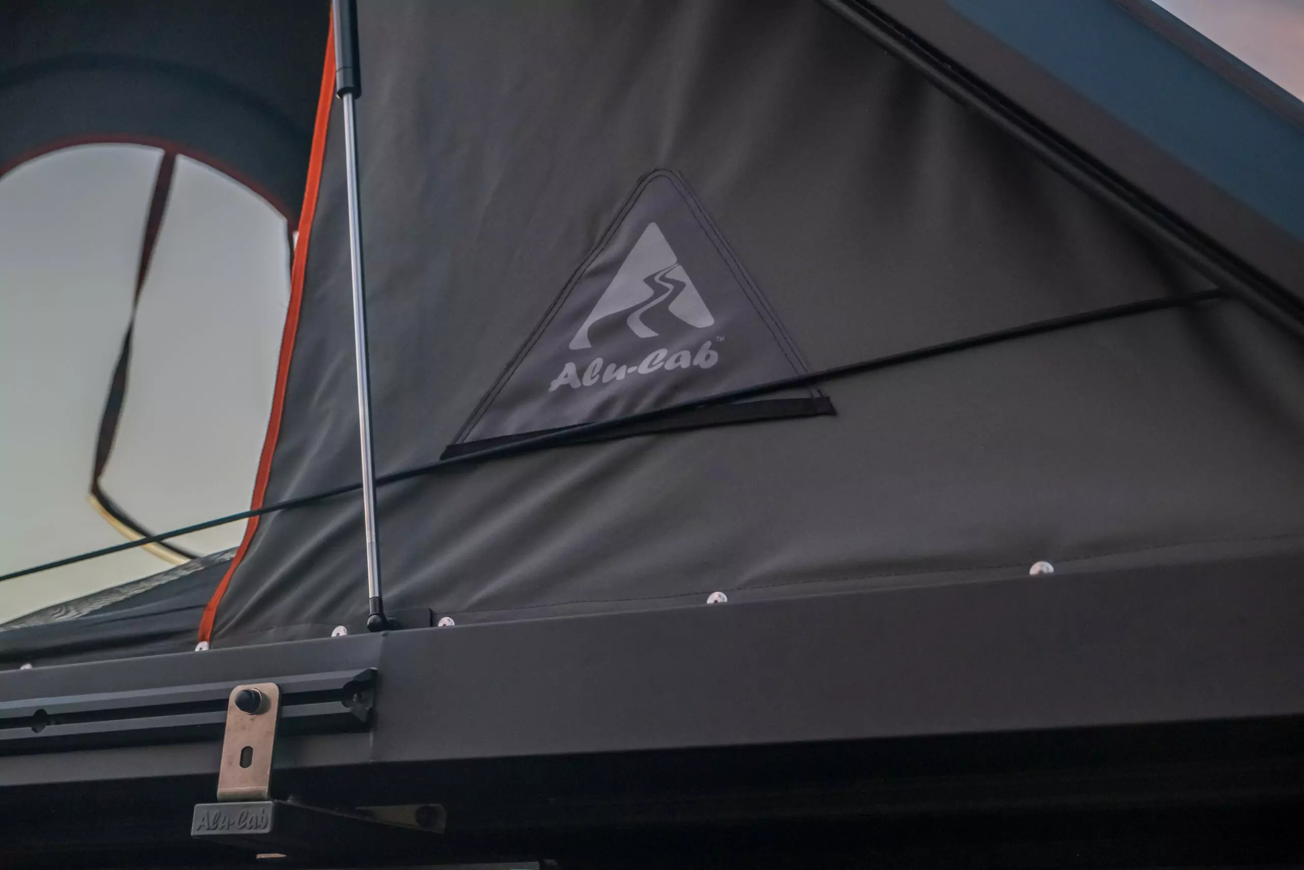 Alu-Cab Gen 3R Expedition Rooftop Tent | Altitude Off Road