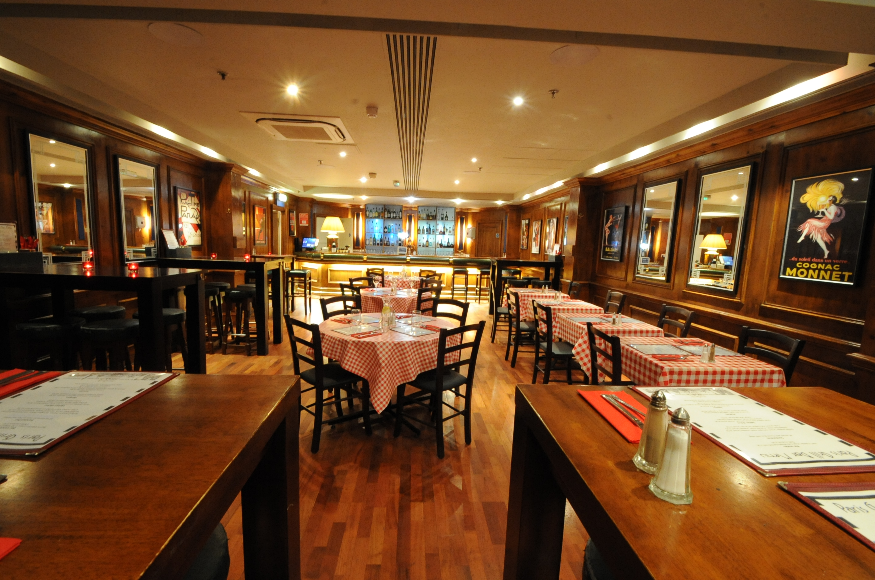 Private Hire | Paris Grill Complete