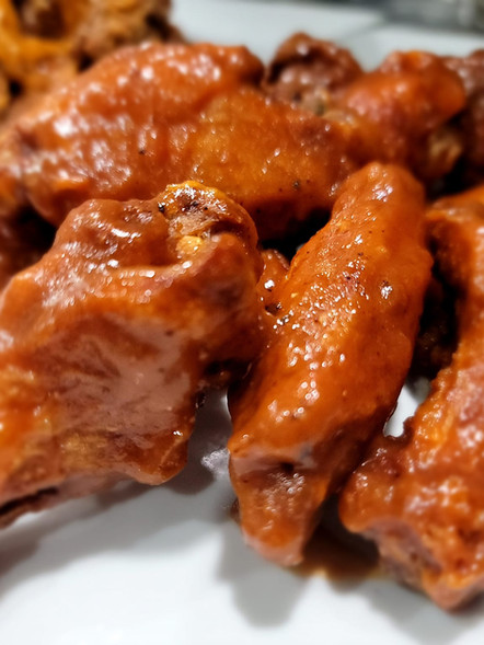 The Riverfield 865 | Bar & Restaurant Buffalo, NY