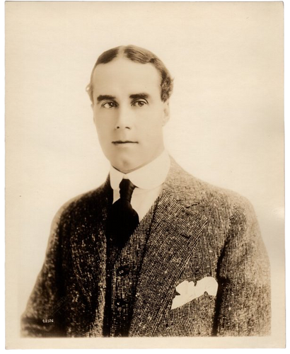 HOWARD GAYE (c.1915) 8x10 Double-Weight Photograph 01 | SilentCinema.com