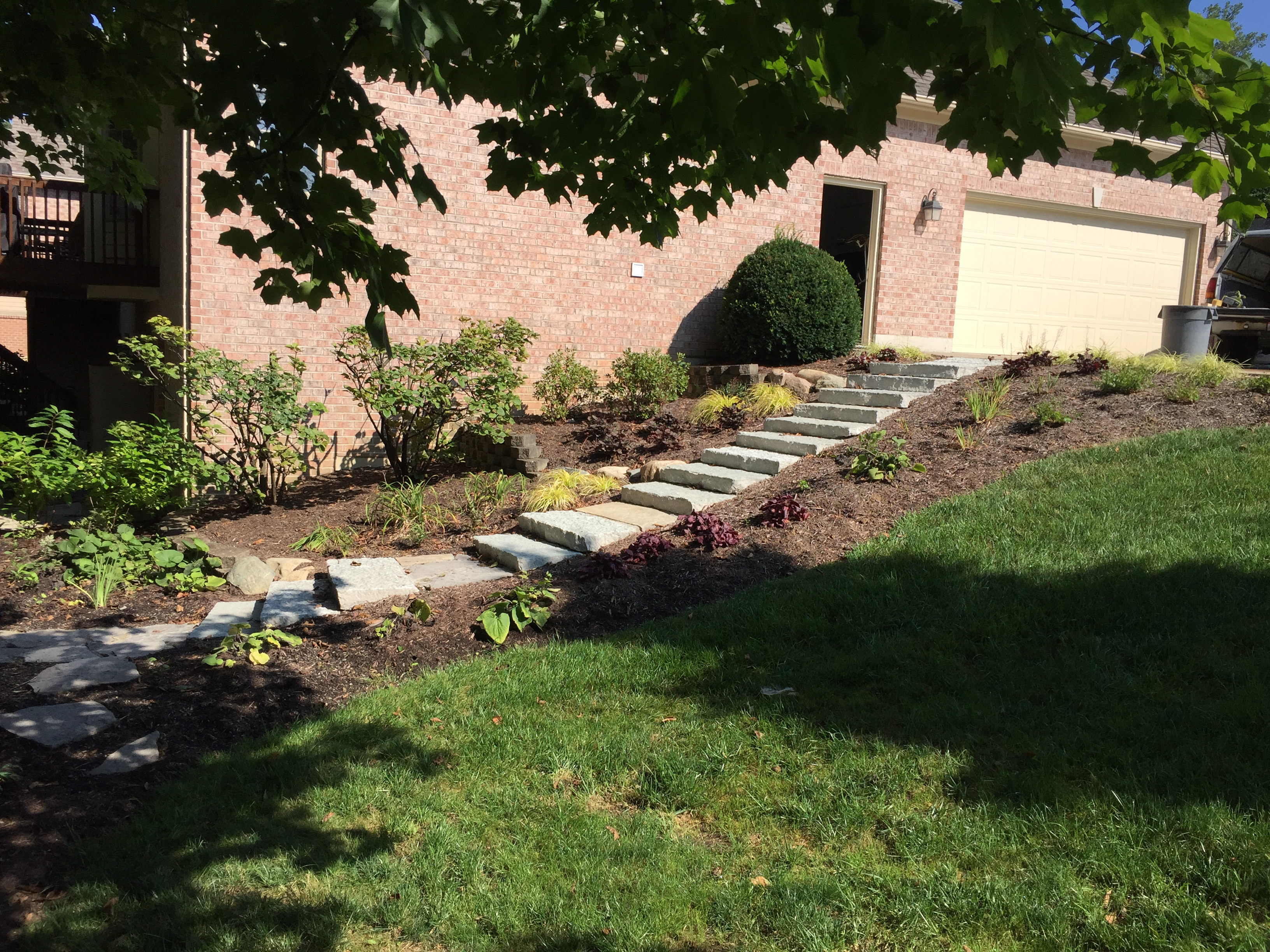 Landscaping Photo Gallery | Dayton | Buckeye Lawn and Landscaping
