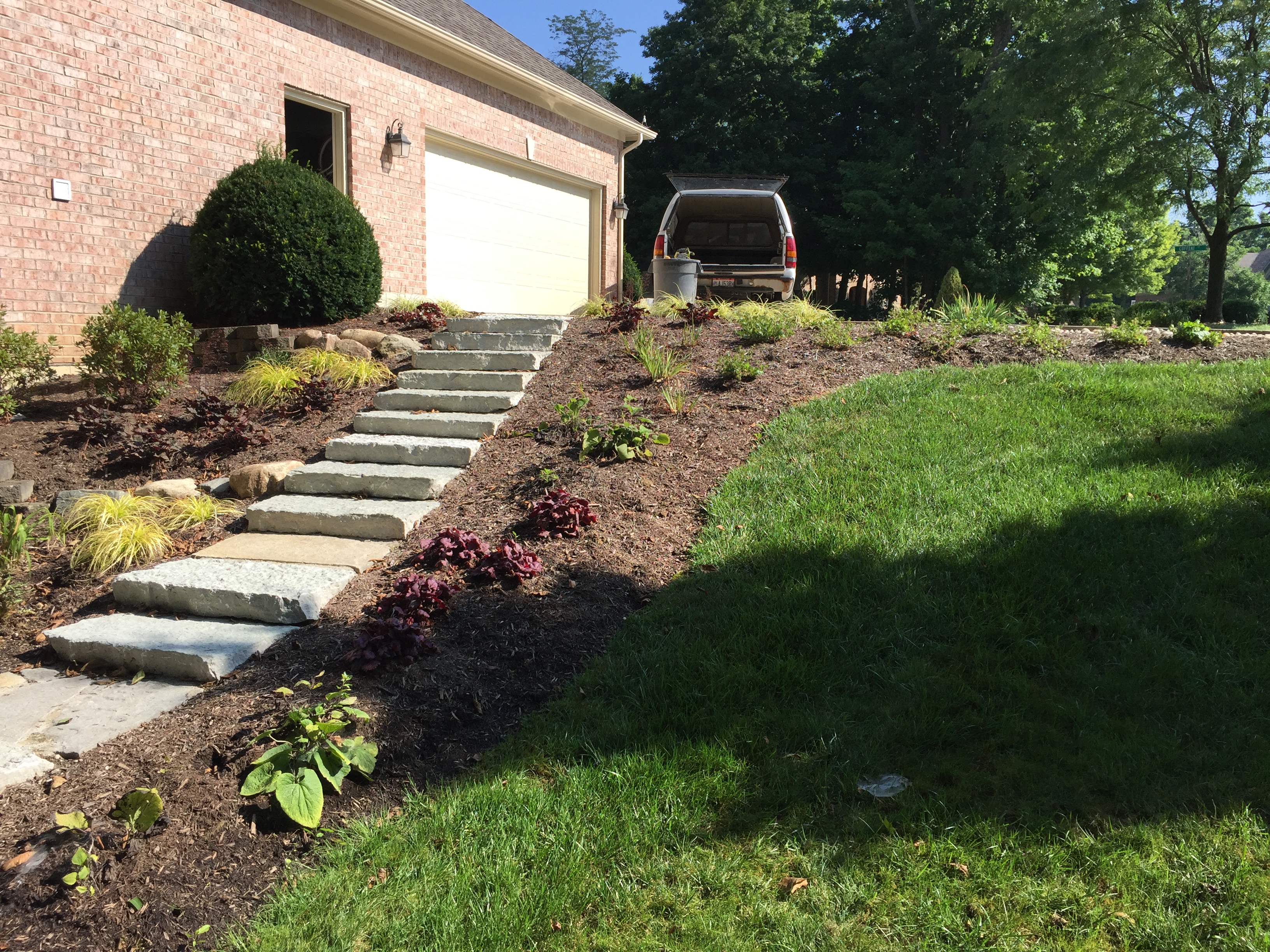 Landscaping Photo Gallery | Dayton | Buckeye Lawn and Landscaping