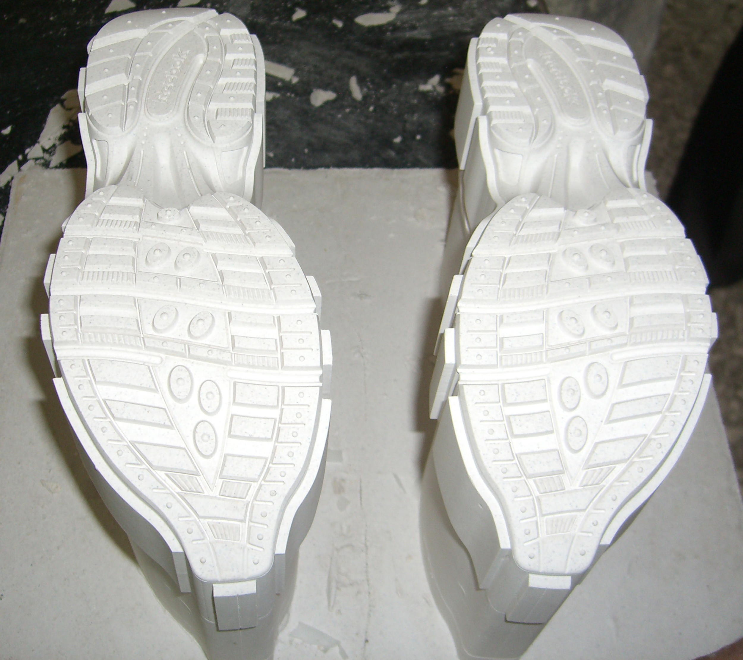Ransom & Randolph | R&R Cast shoe molding plaster