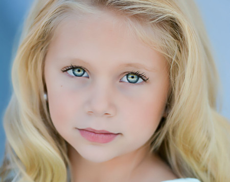 Headshot Photographer | Angel Eye Portraits