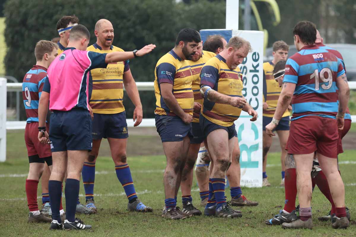 Ten-try Cobham make it nine wins in a row