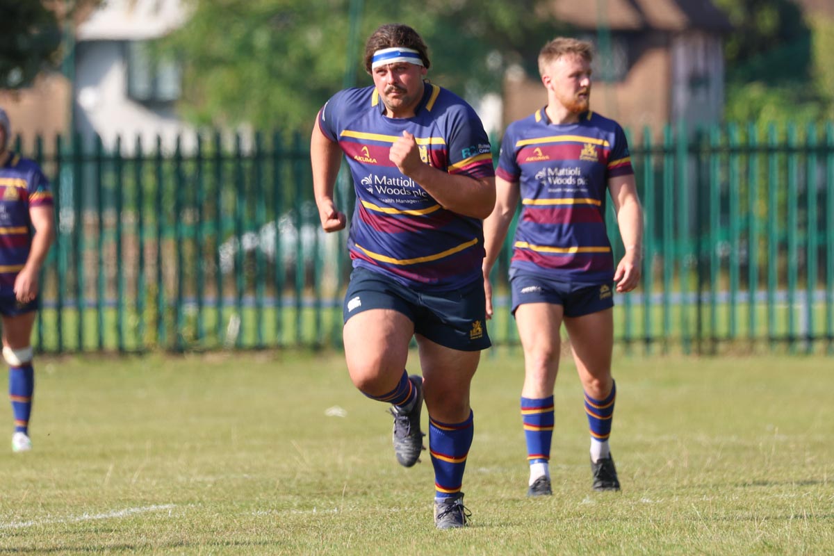 Bonus point win get's Cobham league campaign off to the perfect start