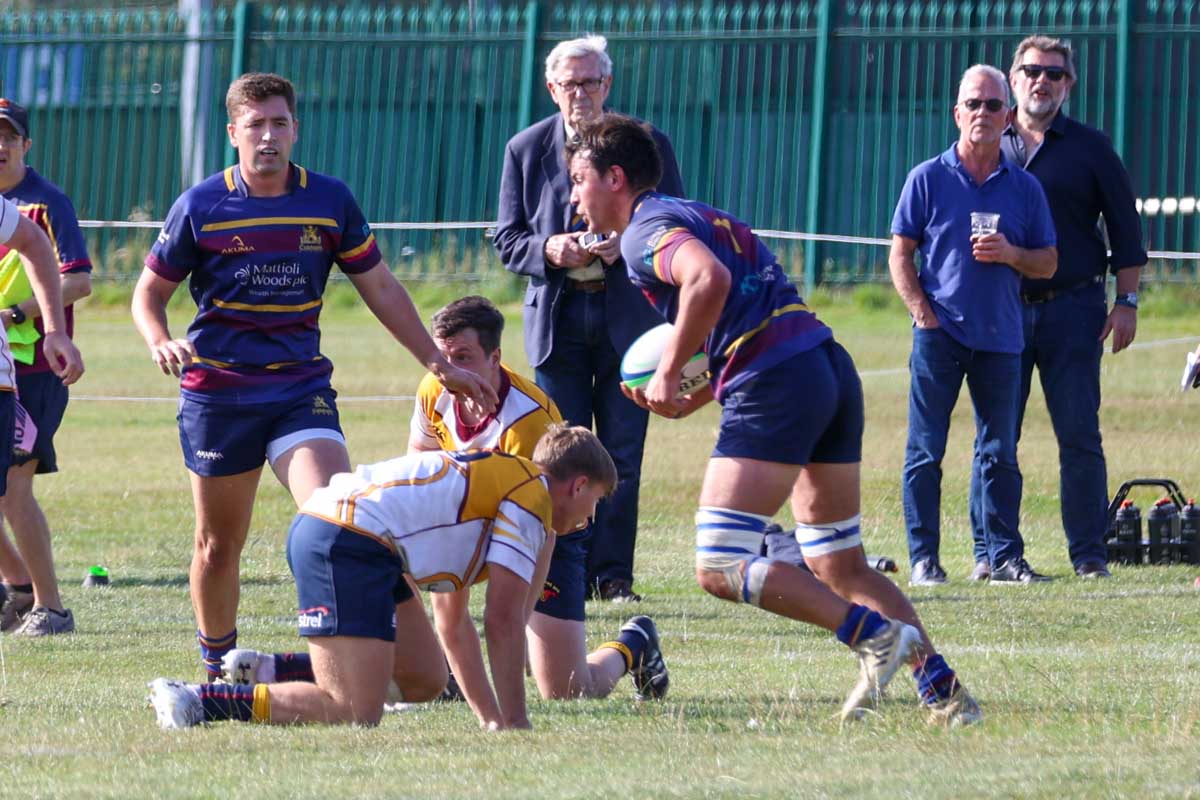 Bonus point win get's Cobham league campaign off to the perfect start