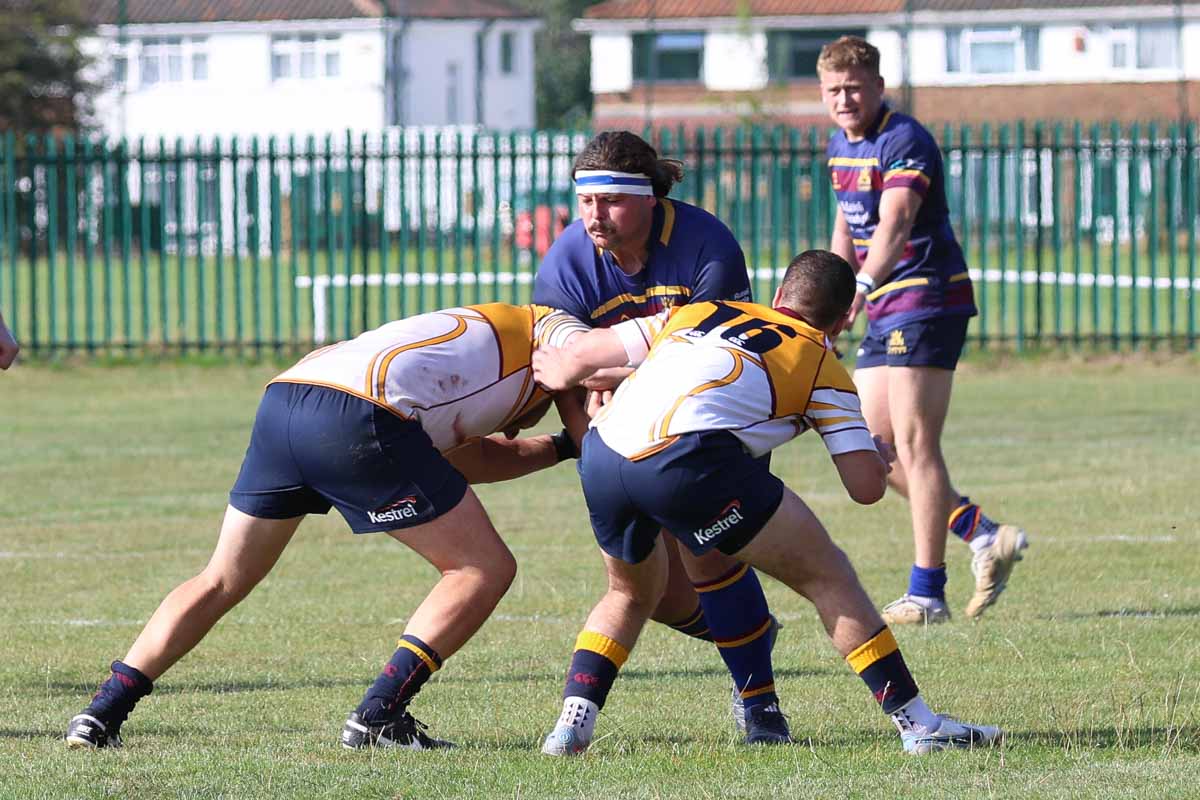 Bonus point win get's Cobham league campaign off to the perfect start