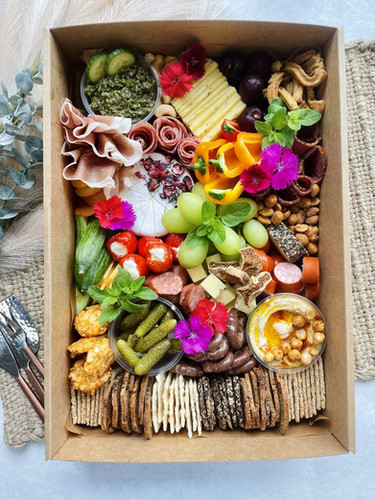 Medium Platter Box | Fern & Feta Platters