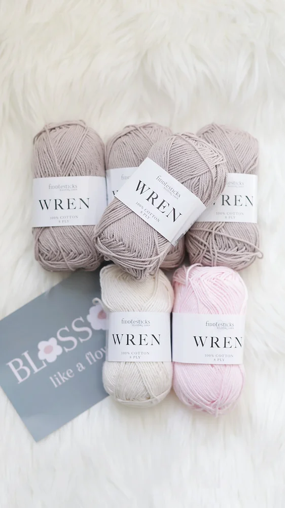 First Time Trying Fiddlesticks Wren Yarn: First Impressions & Review