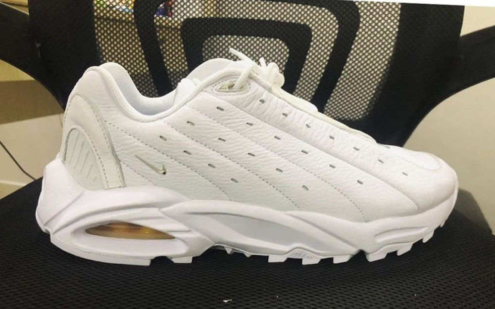 Data de lançamento para o Drake x Nike Hot Step Air Terra