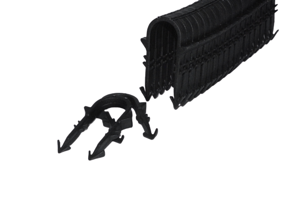 Underfloor 60mm Nylon Staple (Box of 300)