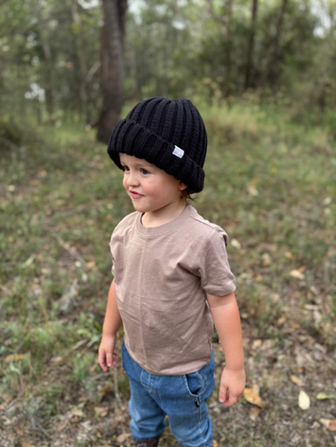 Angus with no Pom Pom 🖤 | Little.Lee
