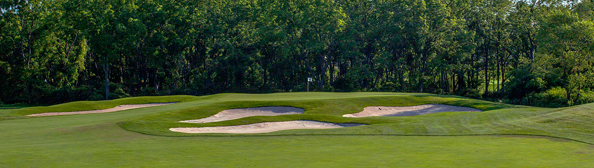 Hawk Pointe Golf Club