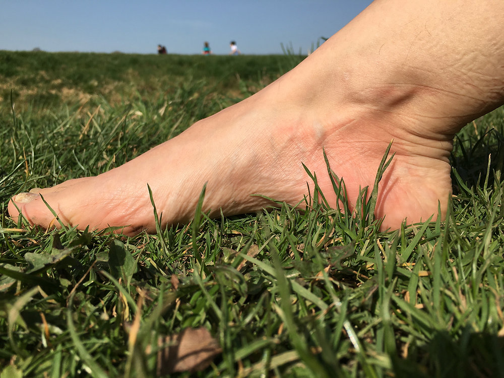 THE IMPORTANCE OF NATURAL FEET!