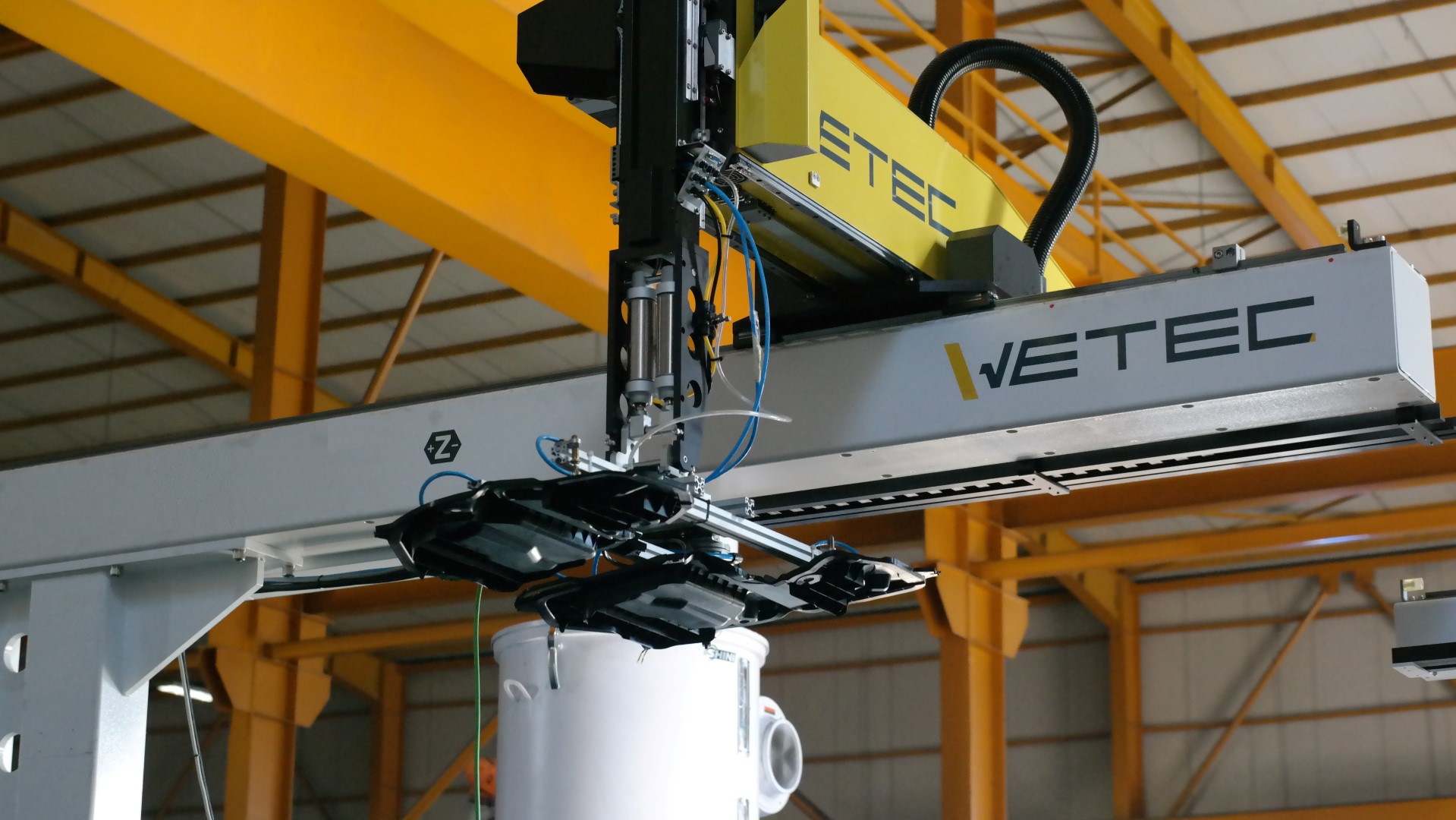 WETEC | Plastik enjeksiyon robotu | CNC Servo | İstanbul