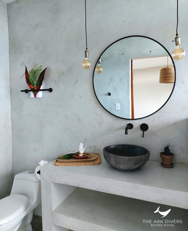 THE ARK LODGE | DIVING & ADVENTURES | COIBA PIXVAE PANAMA