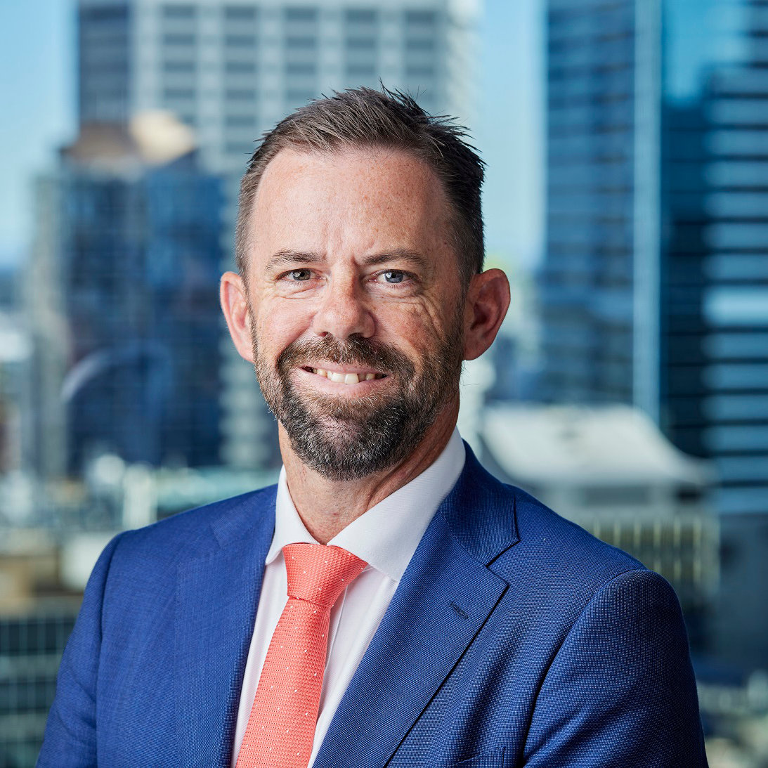 Daniel Hynes | Critical-min-JP