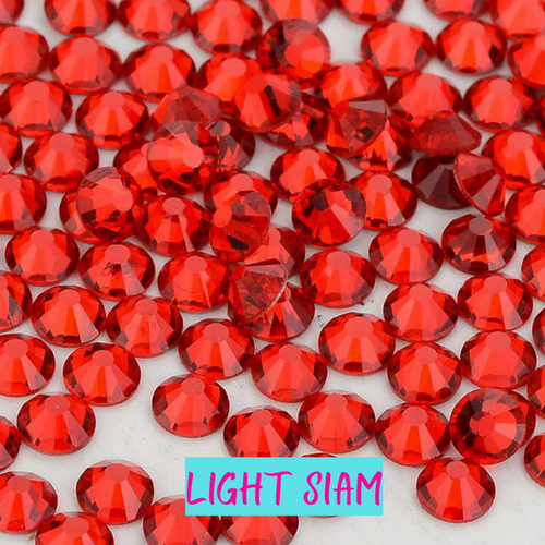 Light Siam 14 Cut | Royal Rhinestones