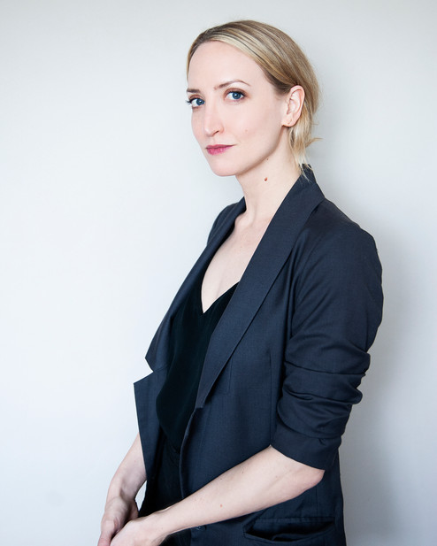 biography | Victoria Frings