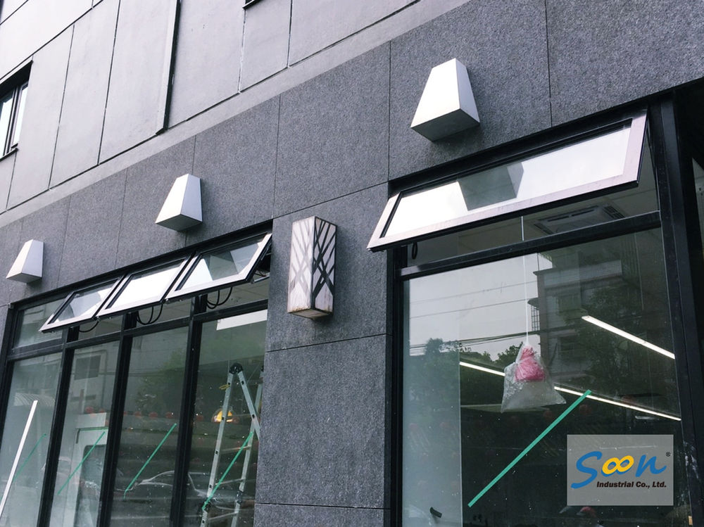 Improving Natural Vent With High Windows In A Convenience Store