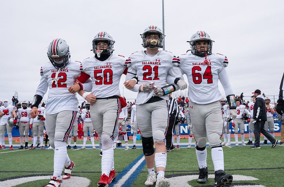 Community, family ties make season special for Warriors football players