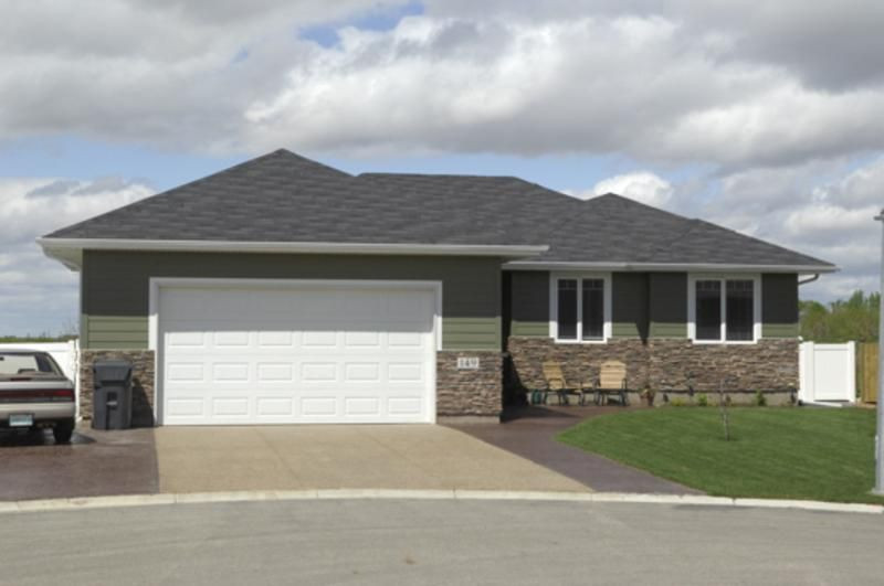 Exterior Images | Rock Ridge Homes