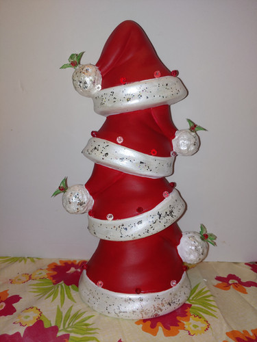 Santa Hat Stack | Top Notch Ceramics