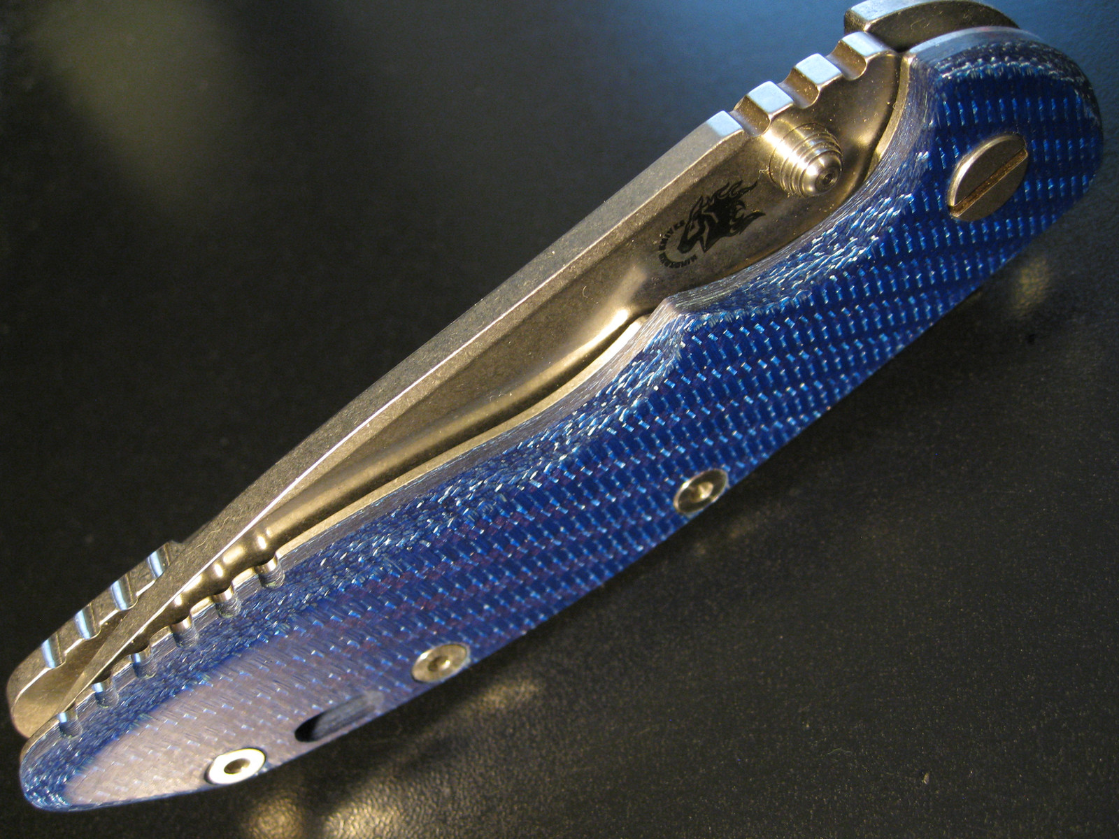 Fullscreen Page Sharp Dressed Knives fullscreen-page-sharp-dressed-knives