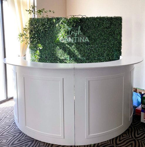 Half Moon Bar | Bella's Event