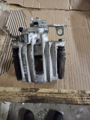 2004 beetle rear caliper and carrier removed from 1.9 diesel | Burnley ...