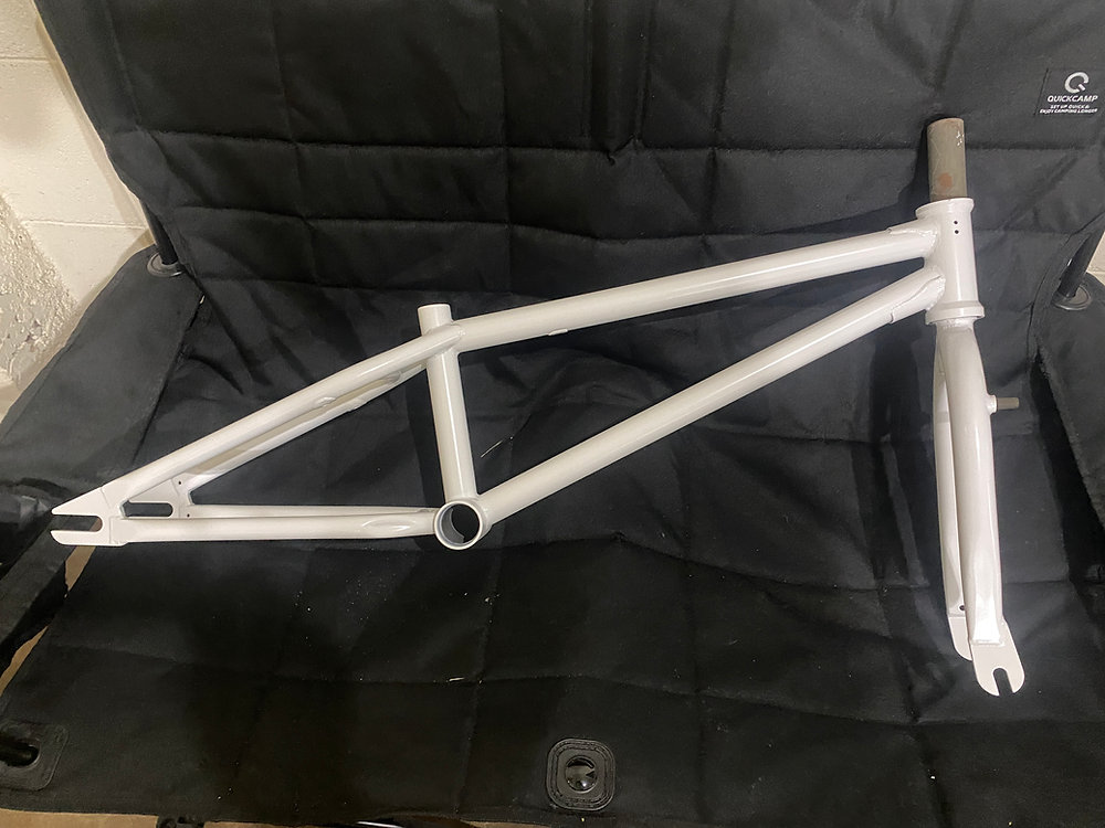 PANTERA Frame&Fork kit 入荷！