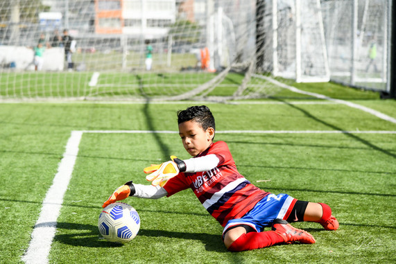 Cabeda Soccer Academy | Soccer Services | United States