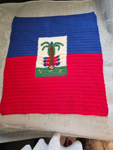 Haitian flag | Yva Crochet