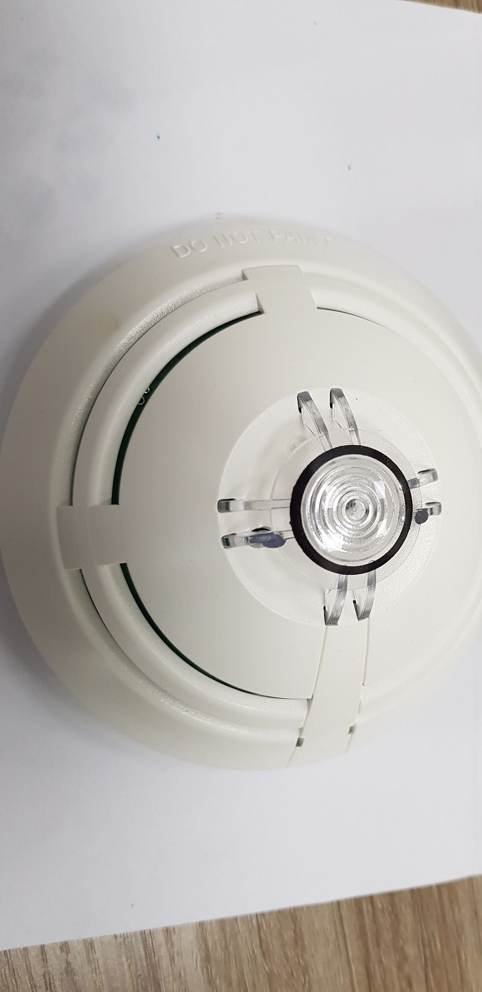 IQ8 Optical Smoke Detectors by ESSER | Petronext