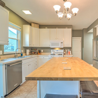 Kitchen Cabinet Painters Near Me | Cabinet Refinishing – Toledo, OH