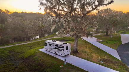 RV Sites | Peace River Oaks