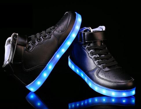 Sabates LED Boot Negre | My Site