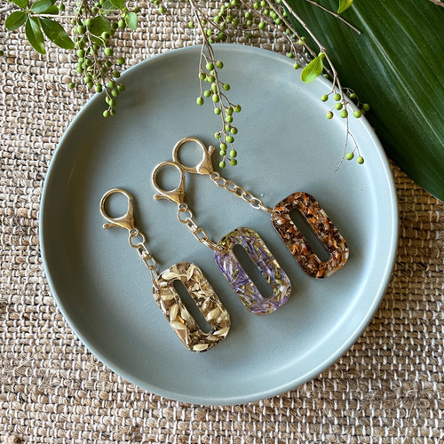 "O" - Alphabet Personalised Resin Key Rings | Wallyandeva