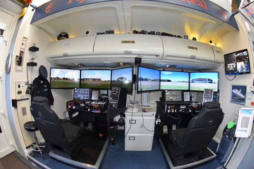 Cessna Pilot Experience for up to 2 people (Multiplayer) | Sim2do Simulators