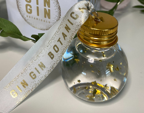 Gold Leaf Addition For Drinks & Cocktails | Weekender