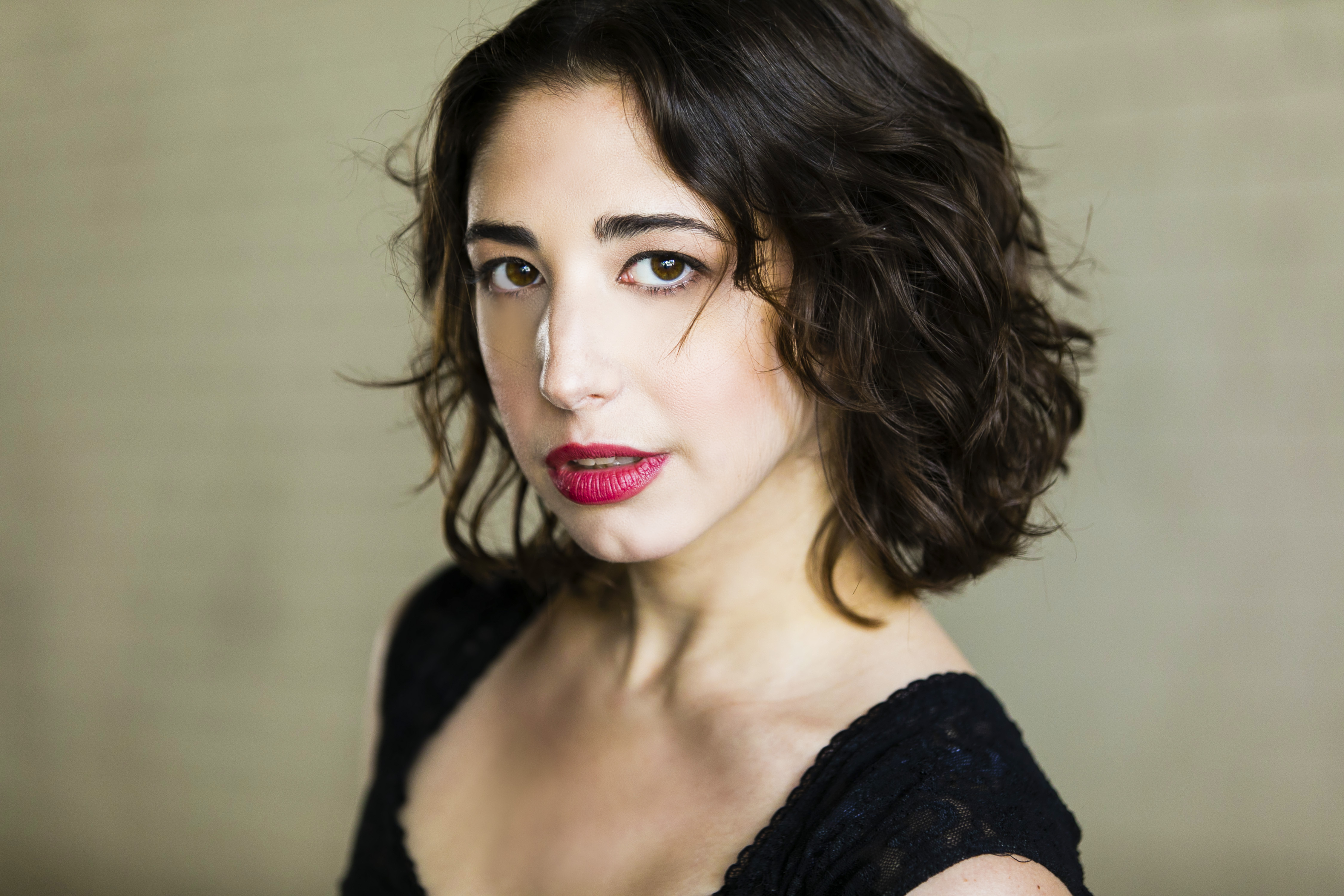 Emily Lawrence | Award Winning Actor, Writer & Narrator of 375+ Audiobooks