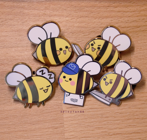 Bee Enamel Pins | spicytunaashop